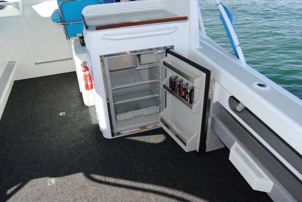 2021 Preston Craft 830 Mirage Tri Hull | Boat Research | Yachthub
