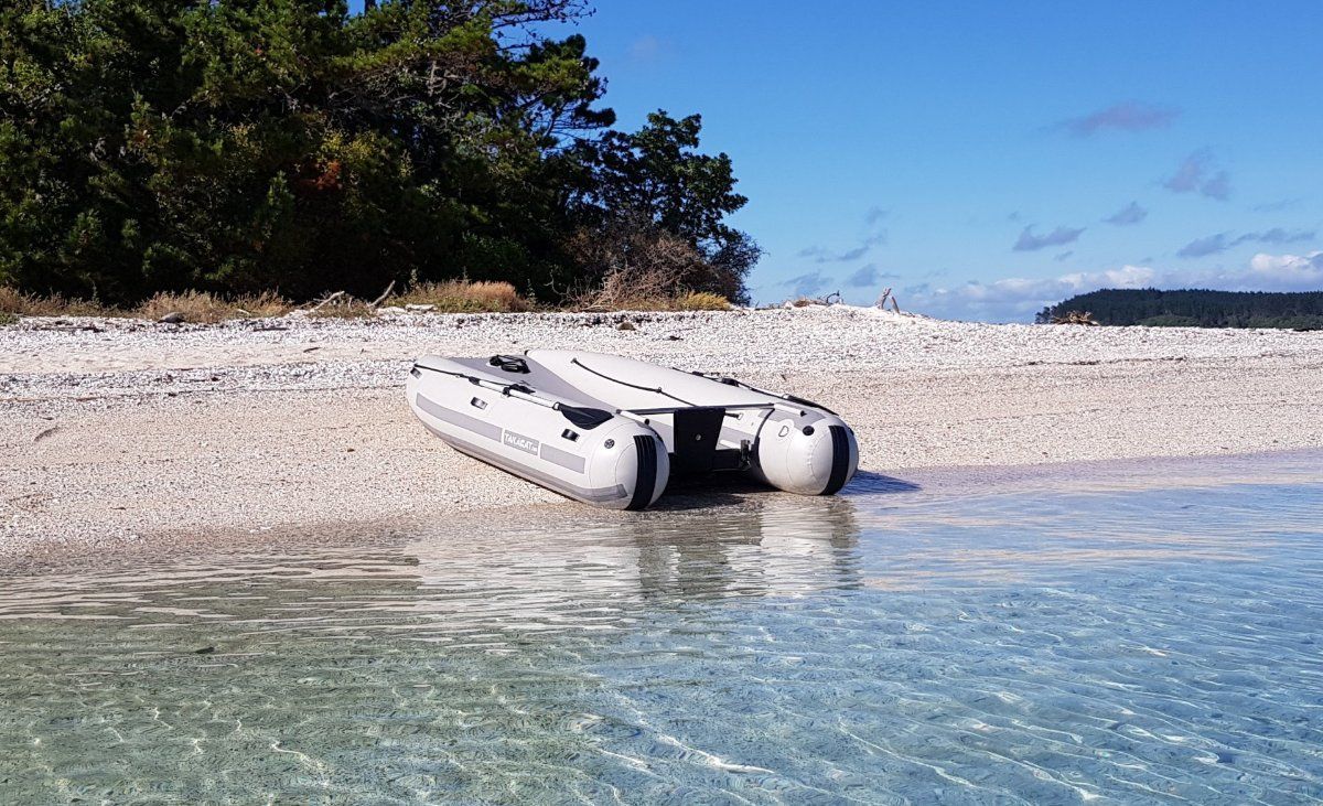 2021 Takacat 300lx | Boat Research | Yachthub