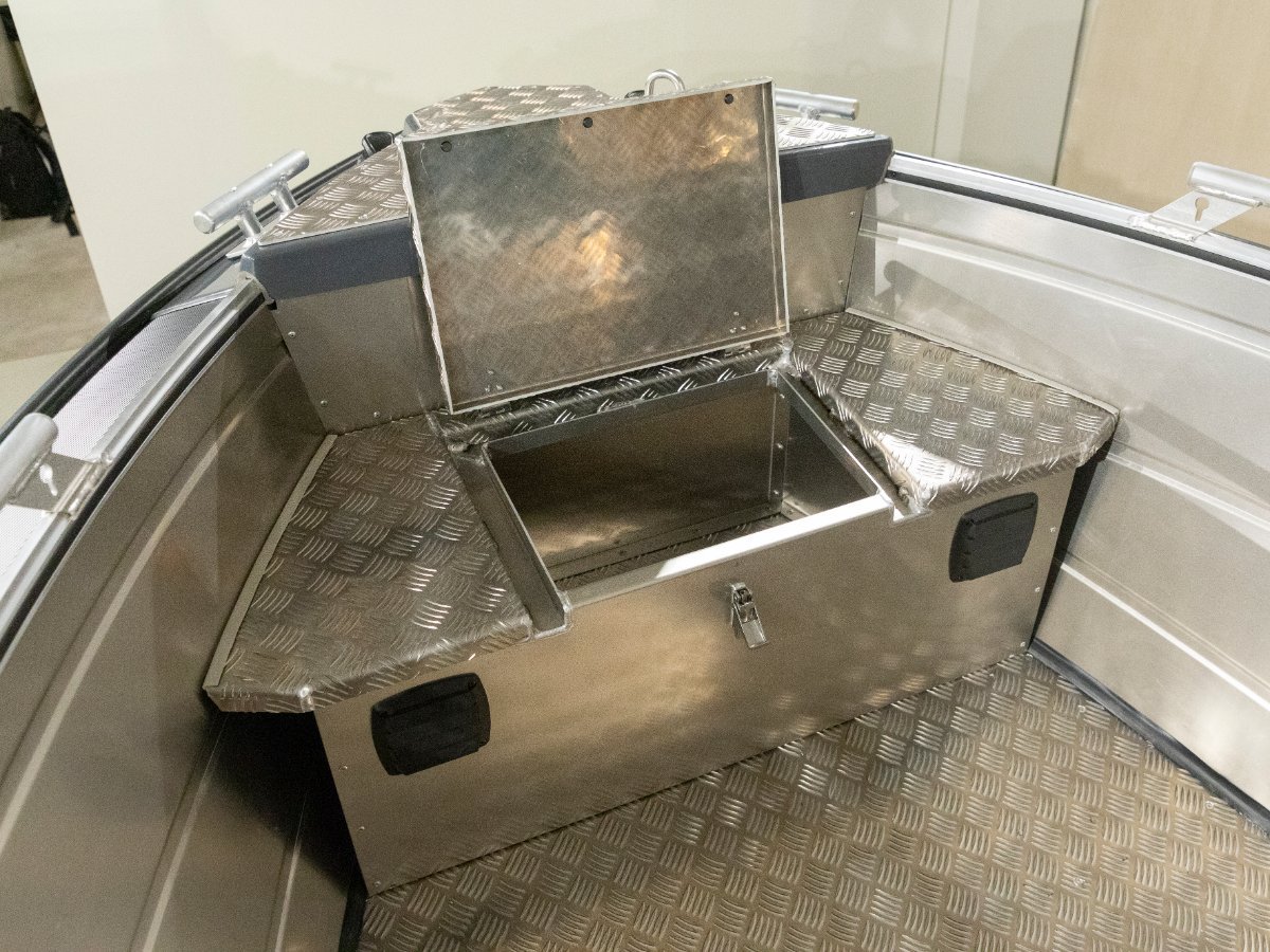 2022 Silver Boats Shark Ccx | Boat Research | Boats Online