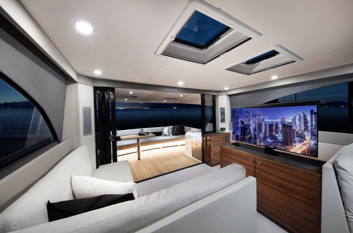 2022 Maritimo M600 Offshore | Boat Research | Boats Online