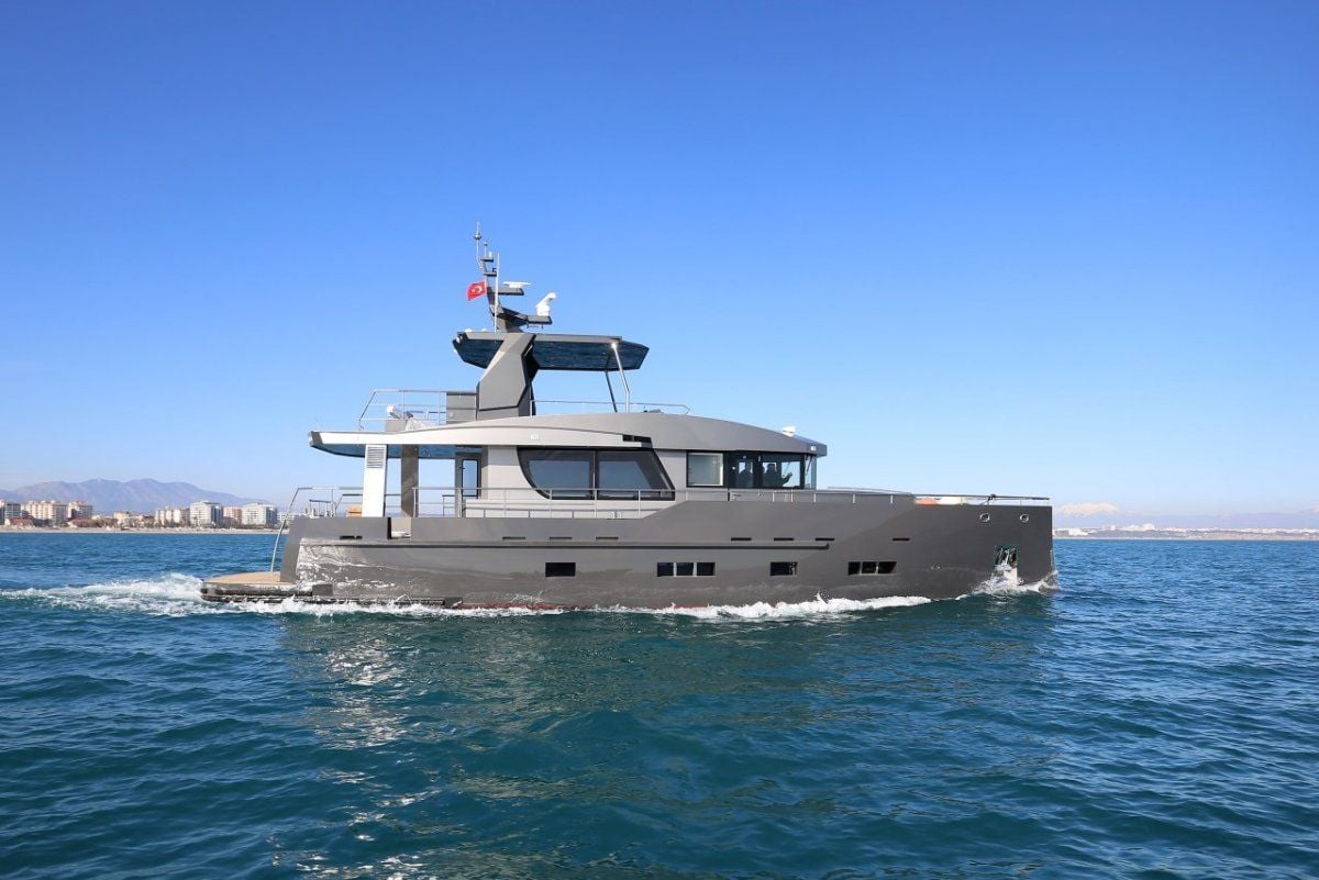 2022 Bering 70 | Boat Research | Yachthub