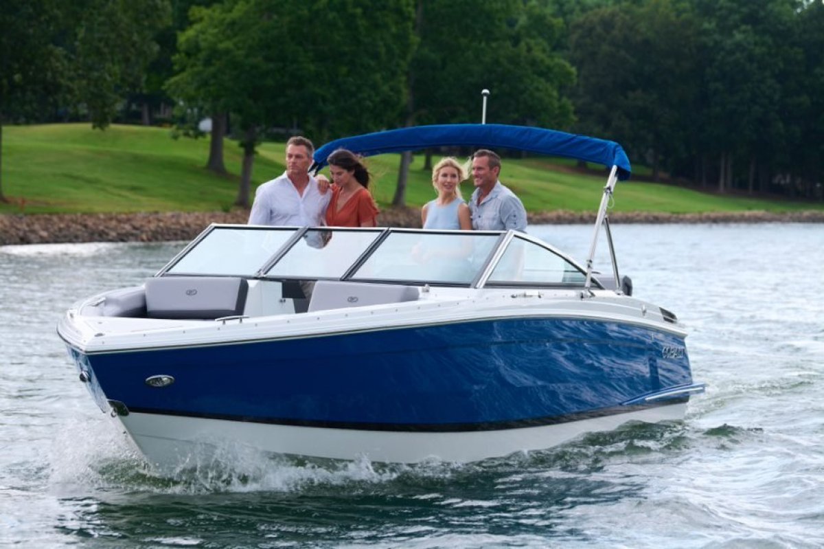 2022 Cobalt R4 | Boat Research | Yachthub