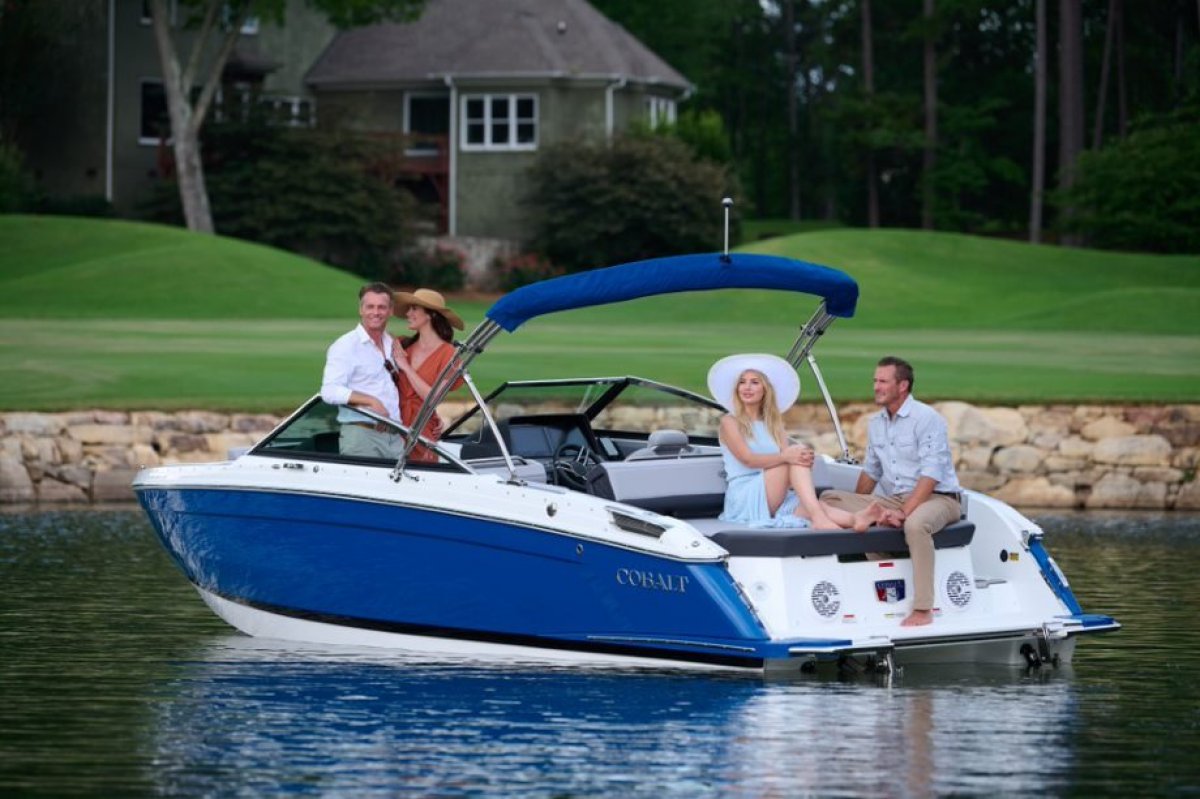 2022 Cobalt R4 | Boat Research | Yachthub
