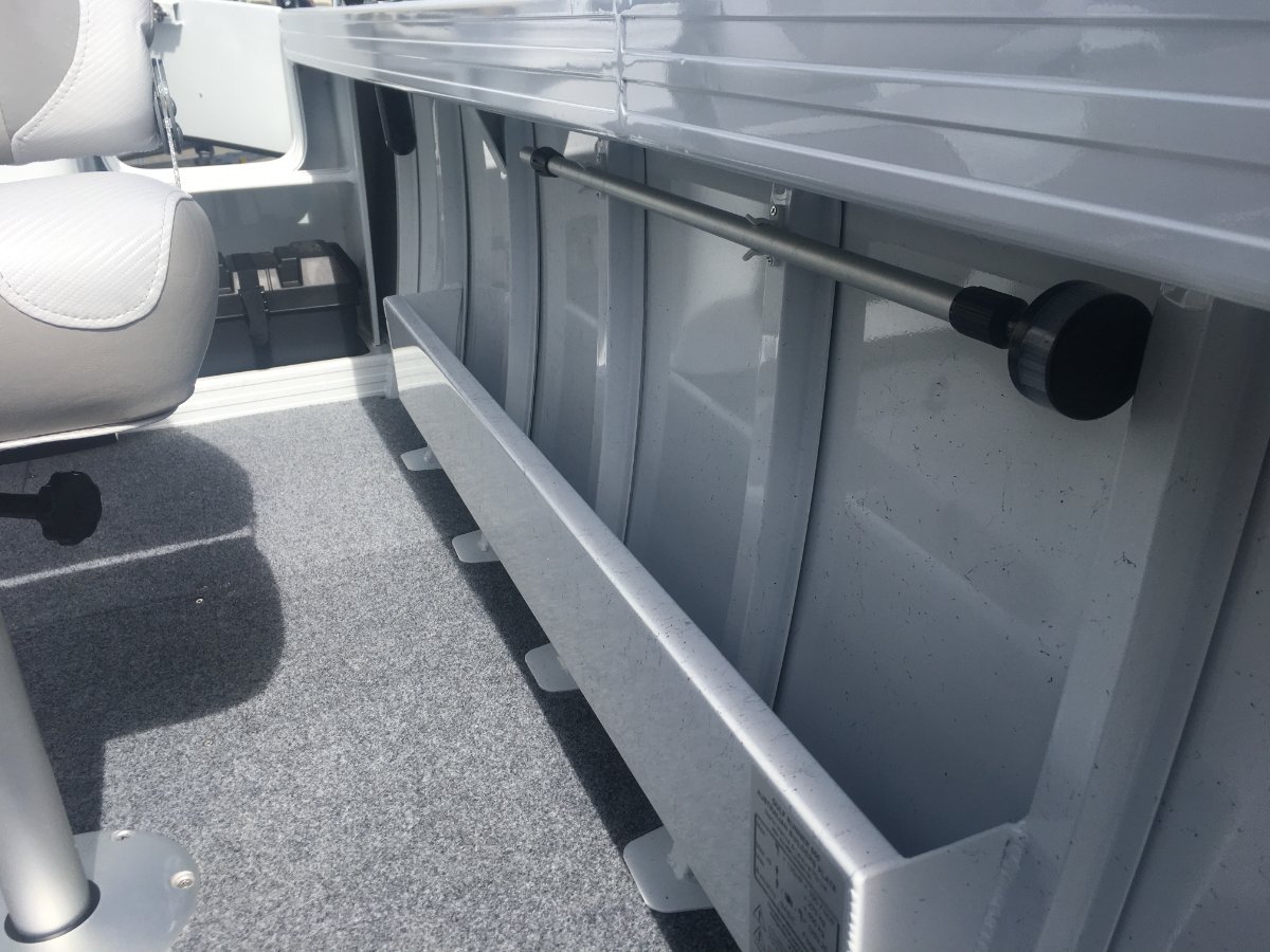 2021 Stessco Gulf Runner 550 | Boat Research | Yachthub