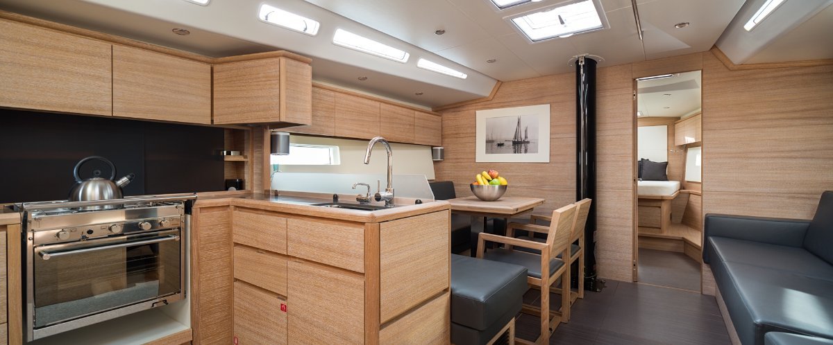 2021 Solaris 50 | Boat Research | Yachthub