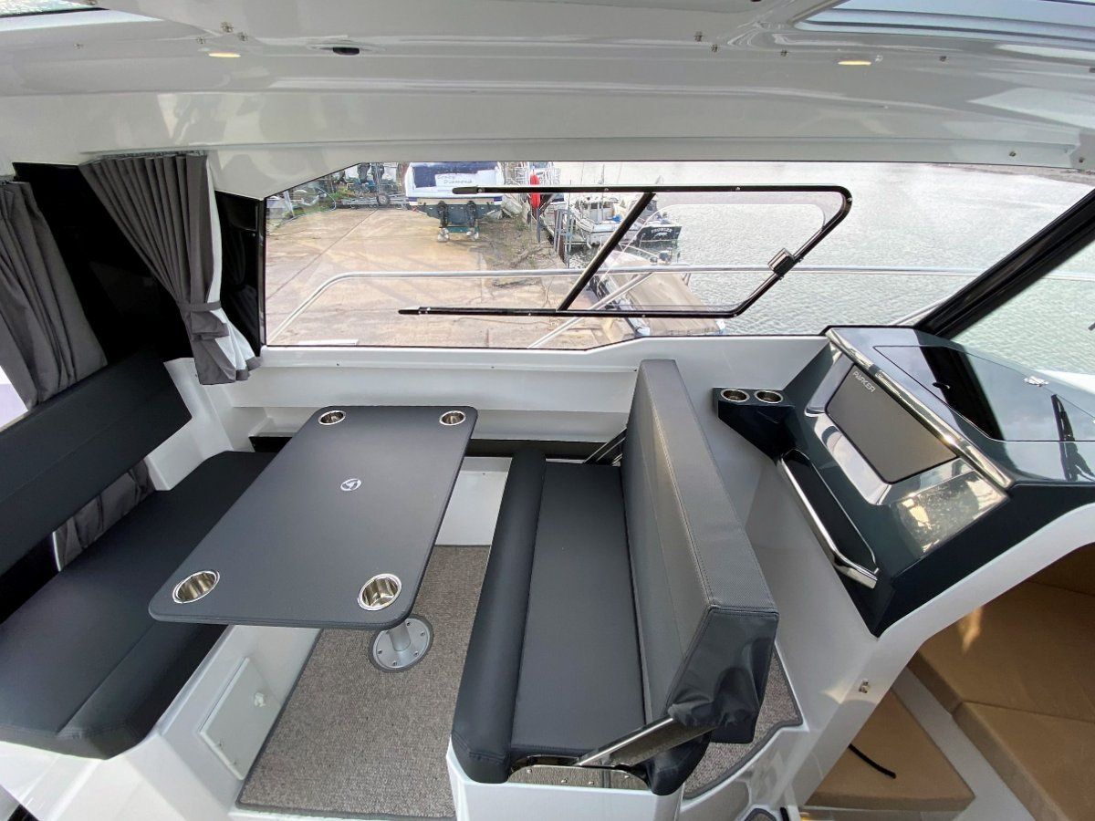 2022 Parker Explorer Max 920 | Boat Research | Yachthub