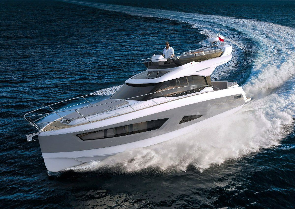 2022 Parker Monaco 110 Fly Bridge | Boat Research | Yachthub