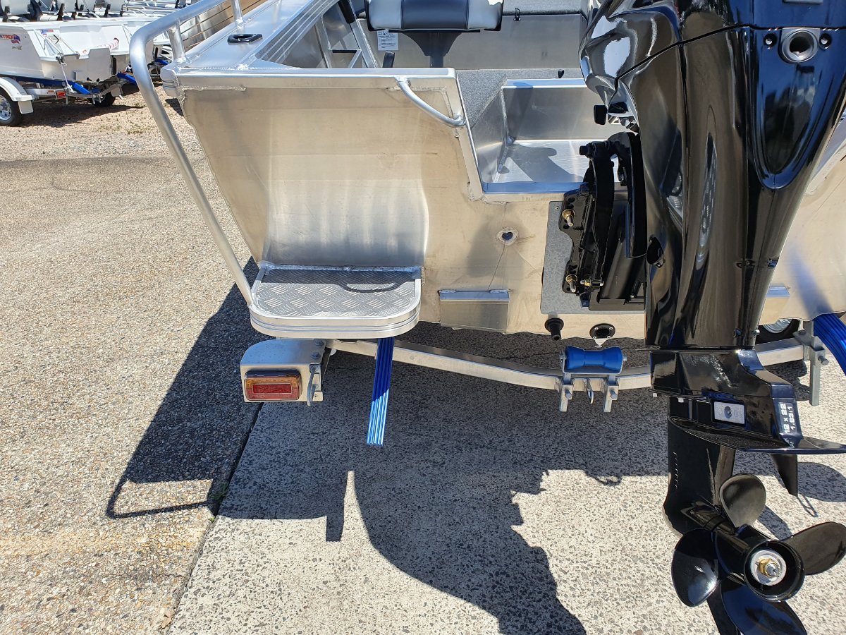 2022 Quintrex 420 Renegade Ts | Boat Research | Yachthub