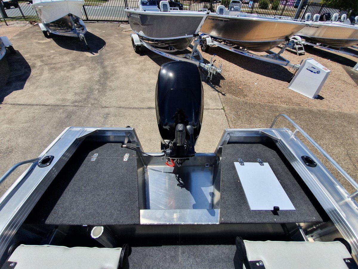 2022 Quintrex 420 Renegade Ts | Boat Research | Yachthub