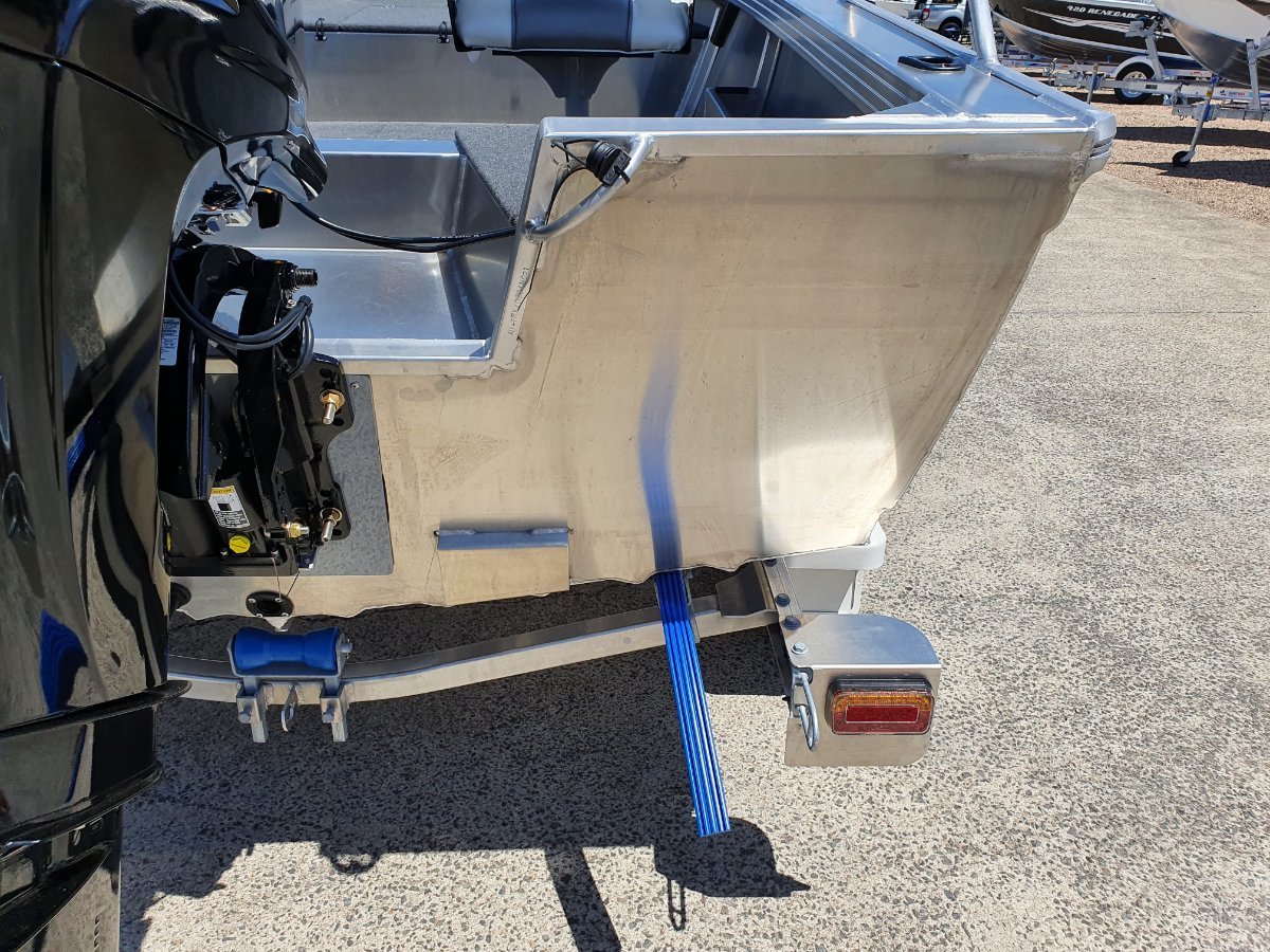 2022 Quintrex 420 Renegade Ts | Boat Research | Boats Online