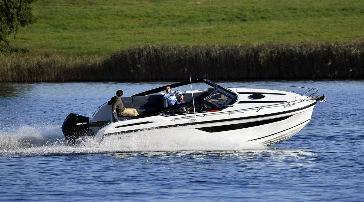 2022 Parker 800 Cruiser | Boat Research | Yachthub