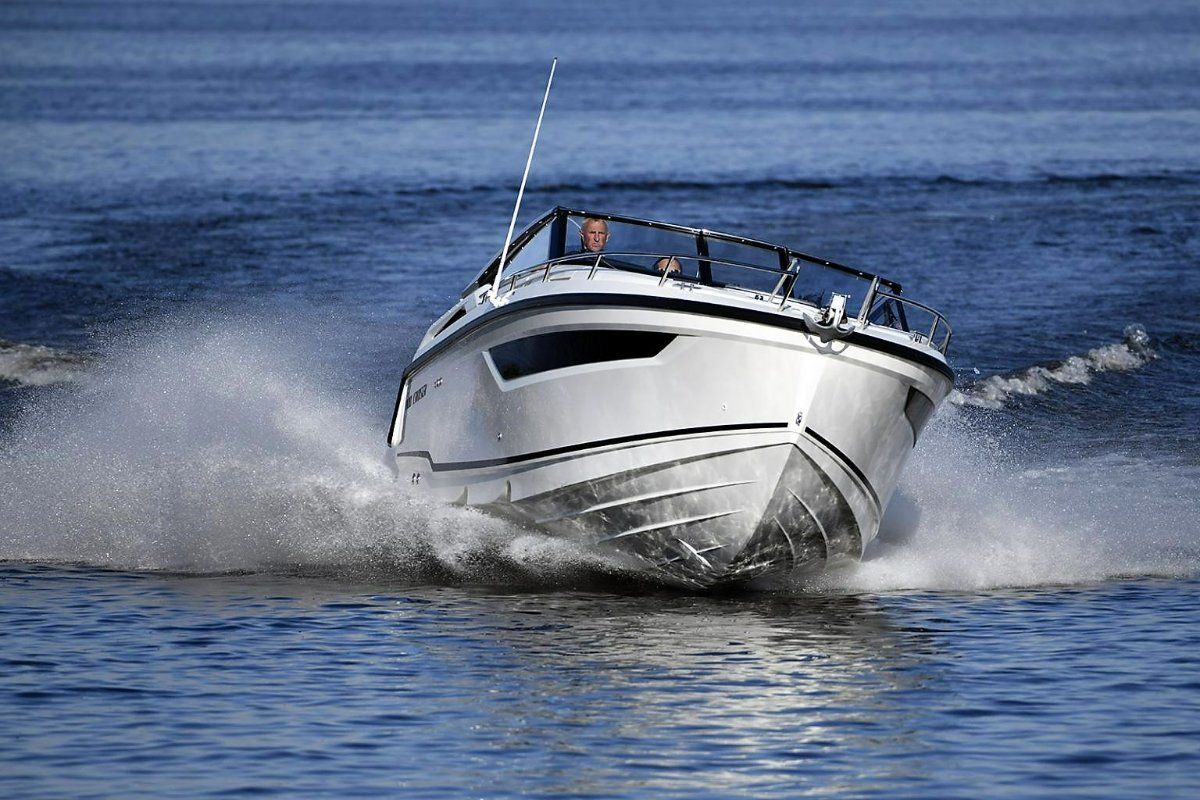 2022 Parker 800 Cruiser | Boat Research | BoatsOnline