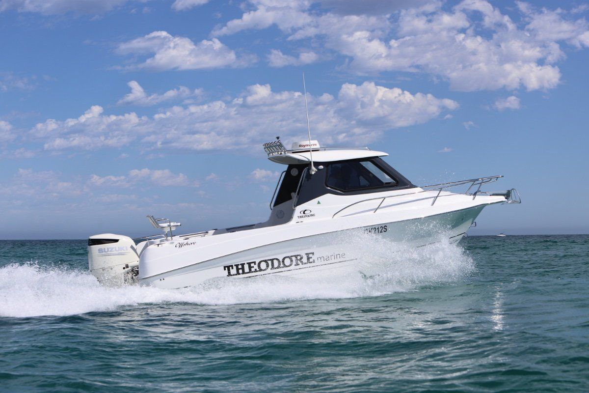 2021 Theodore 720 Offshore | Boat Research | Boats Online