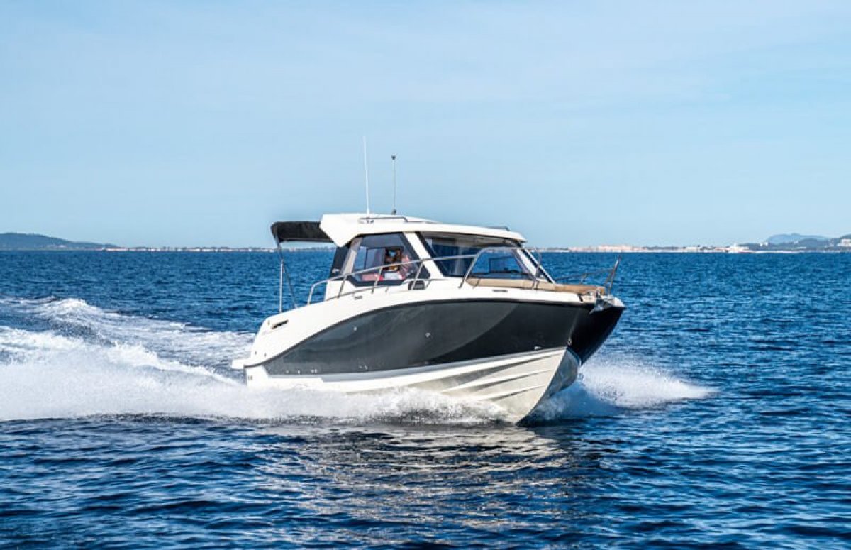 2021 Arvor 675 Weekender | Boat Research | Boats Online