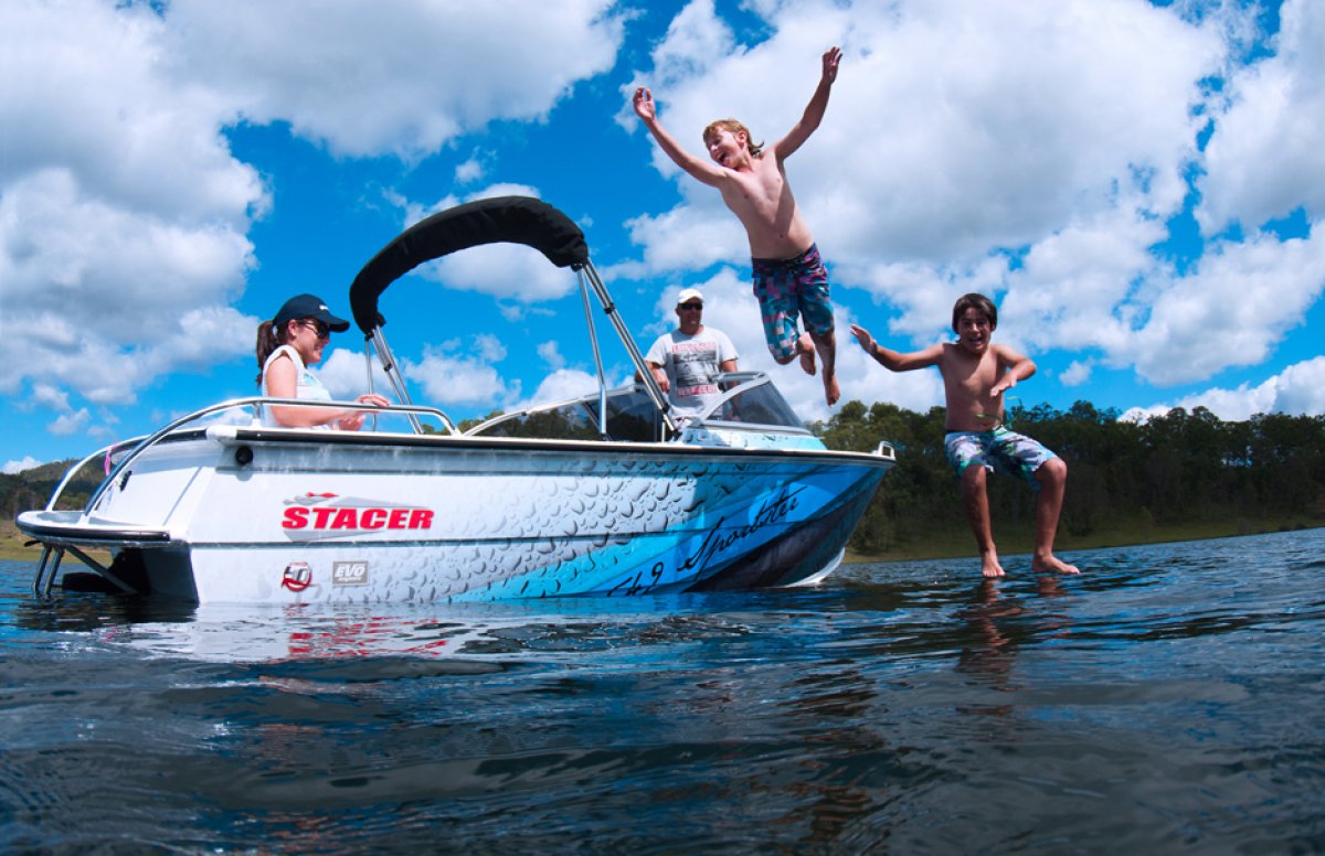 2015 Stacer 549 Sportster | Boat Research | Boats Online