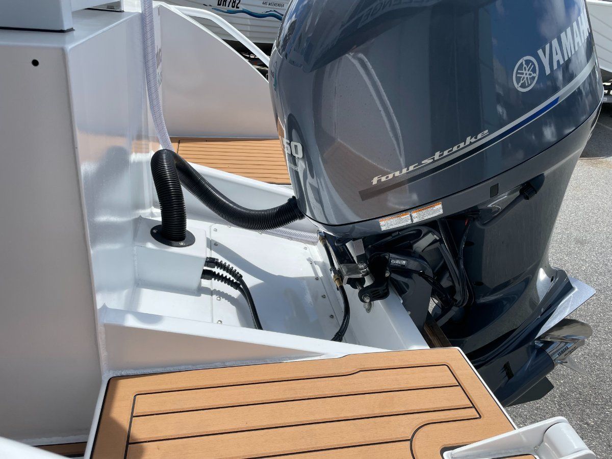 2021 Bombora 610 Centre Console | Boat Research | Yachthub