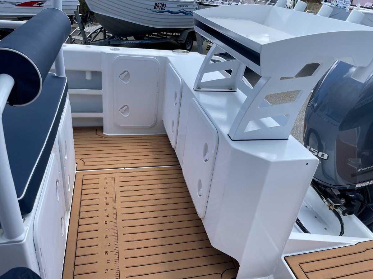 2021 Bombora 610 Centre Console | Boat Research | Yachthub