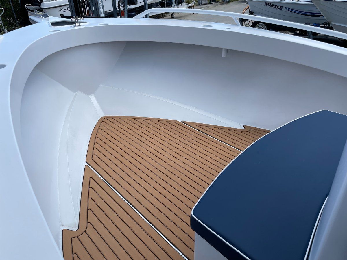 2021 Bombora 610 Centre Console | Boat Research | Yachthub