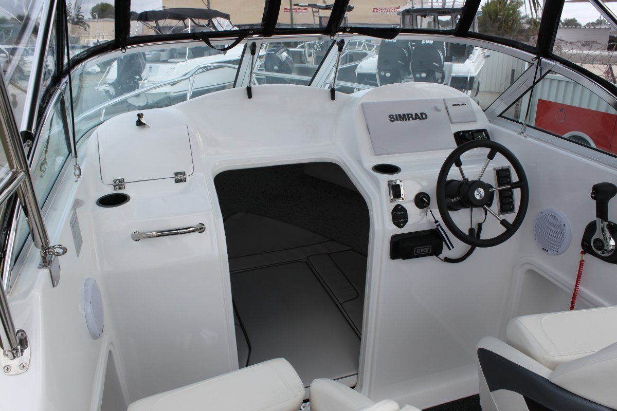 2022 Haines Hunter 565 Offshore | Boat Research | Yachthub