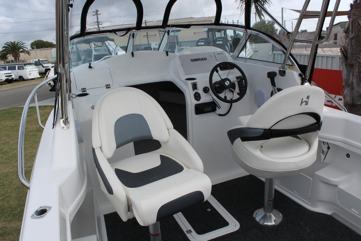 2022 Haines Hunter 565 Offshore | Boat Research | Yachthub