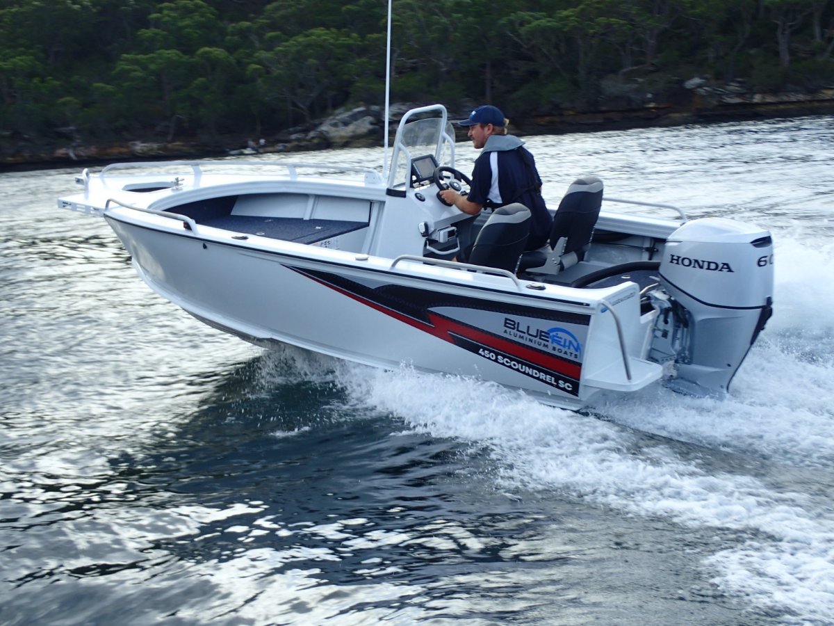 2022 Bluefin 4.50 Scoundrel | Boat Research | BoatsOnline
