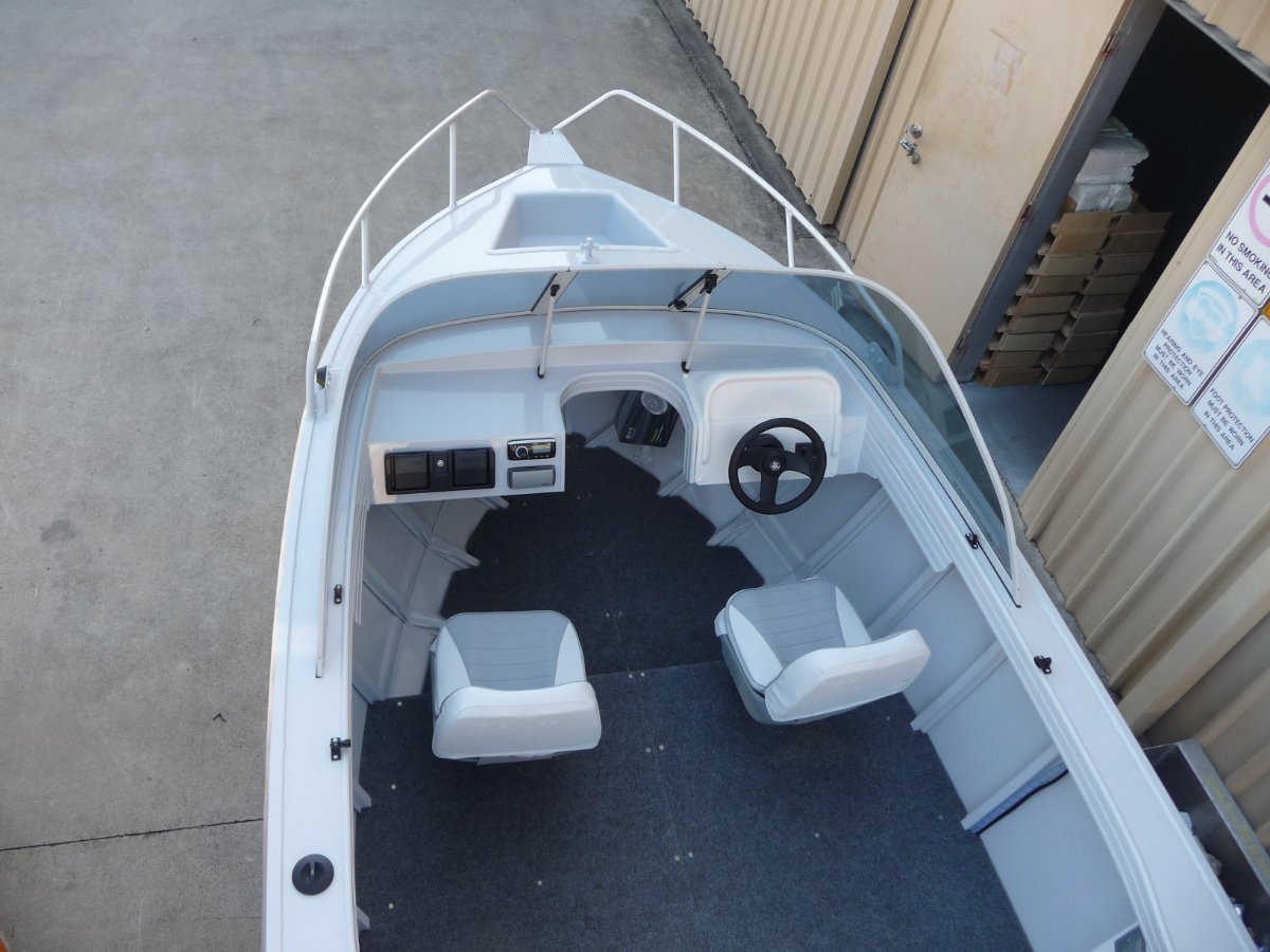 2022 Bluefin 5.00 Weekender | Boat Research | BoatsOnline