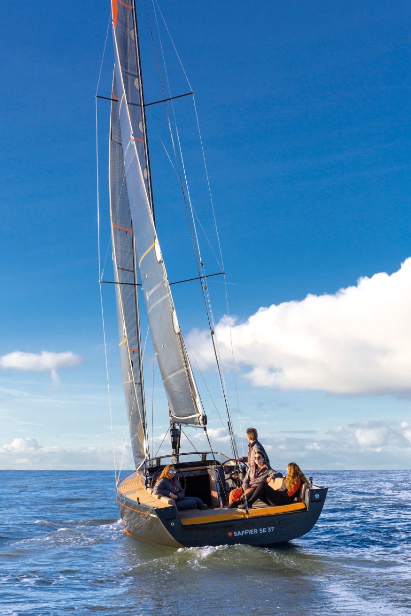 2022 Saffier 37 | Boat Research | Boats Online