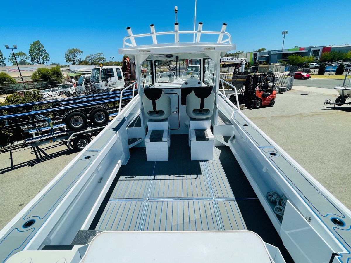 2021 Gospel 7.5 Centre Cab Plate | Boat Research | BoatsOnline