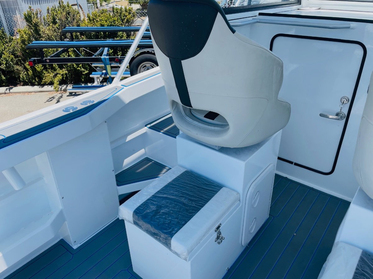 2021 Gospel 7.5 Centre Cab Plate | Boat Research | BoatsOnline