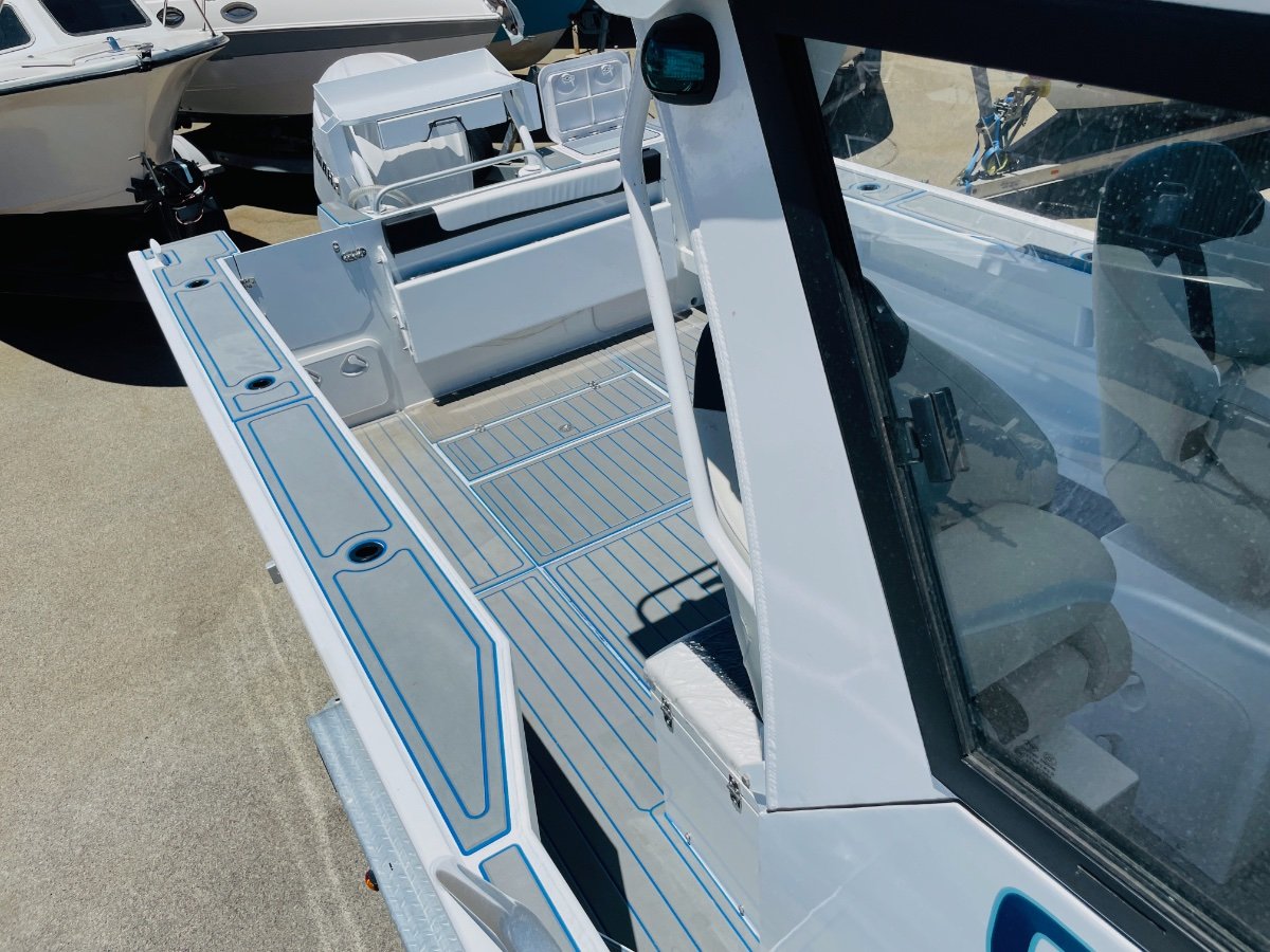 2021 Gospel 7.5 Centre Cab Plate | Boat Research | Yachthub
