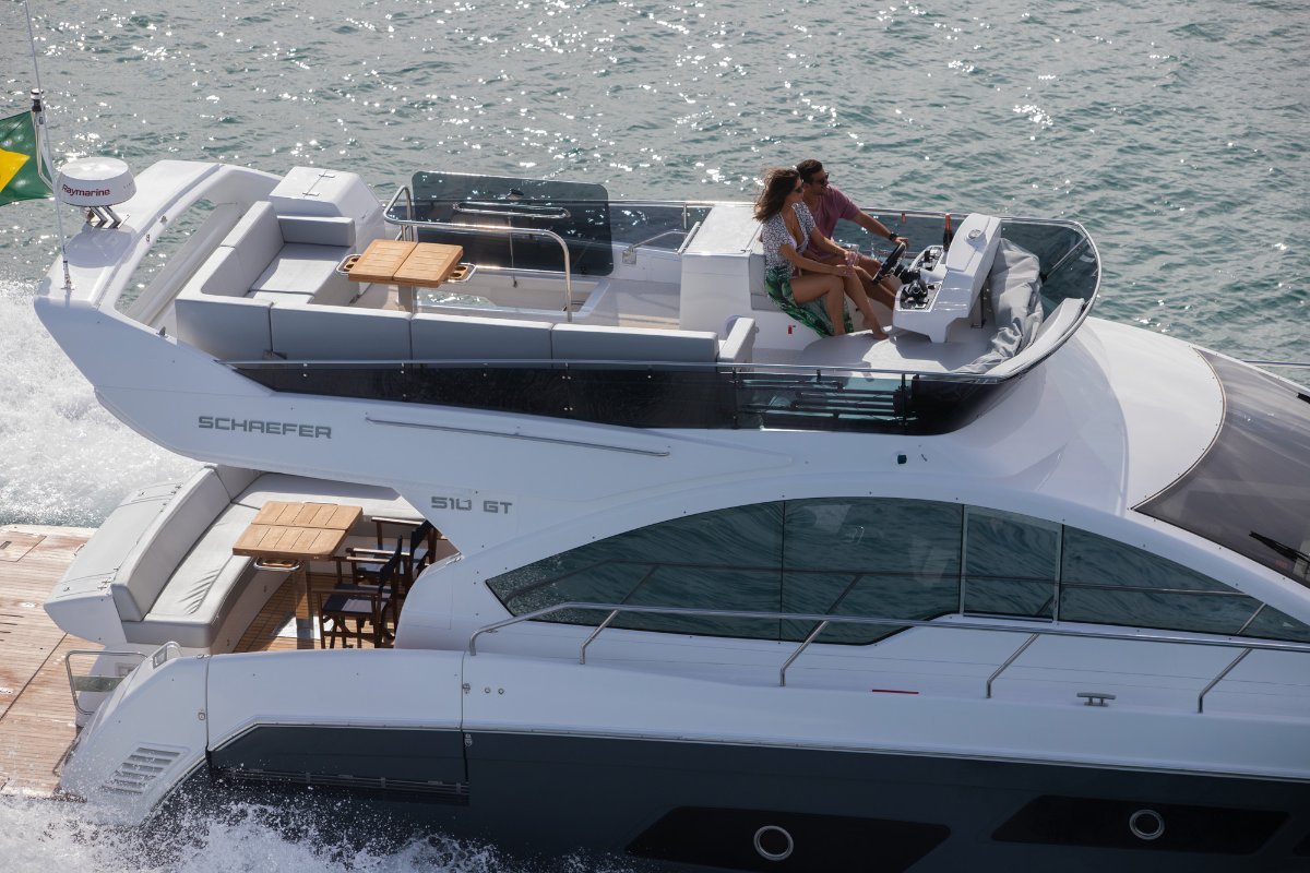 2022 Schaefer 510 Pininfarina Flybridge | Boat Research | Yachthub