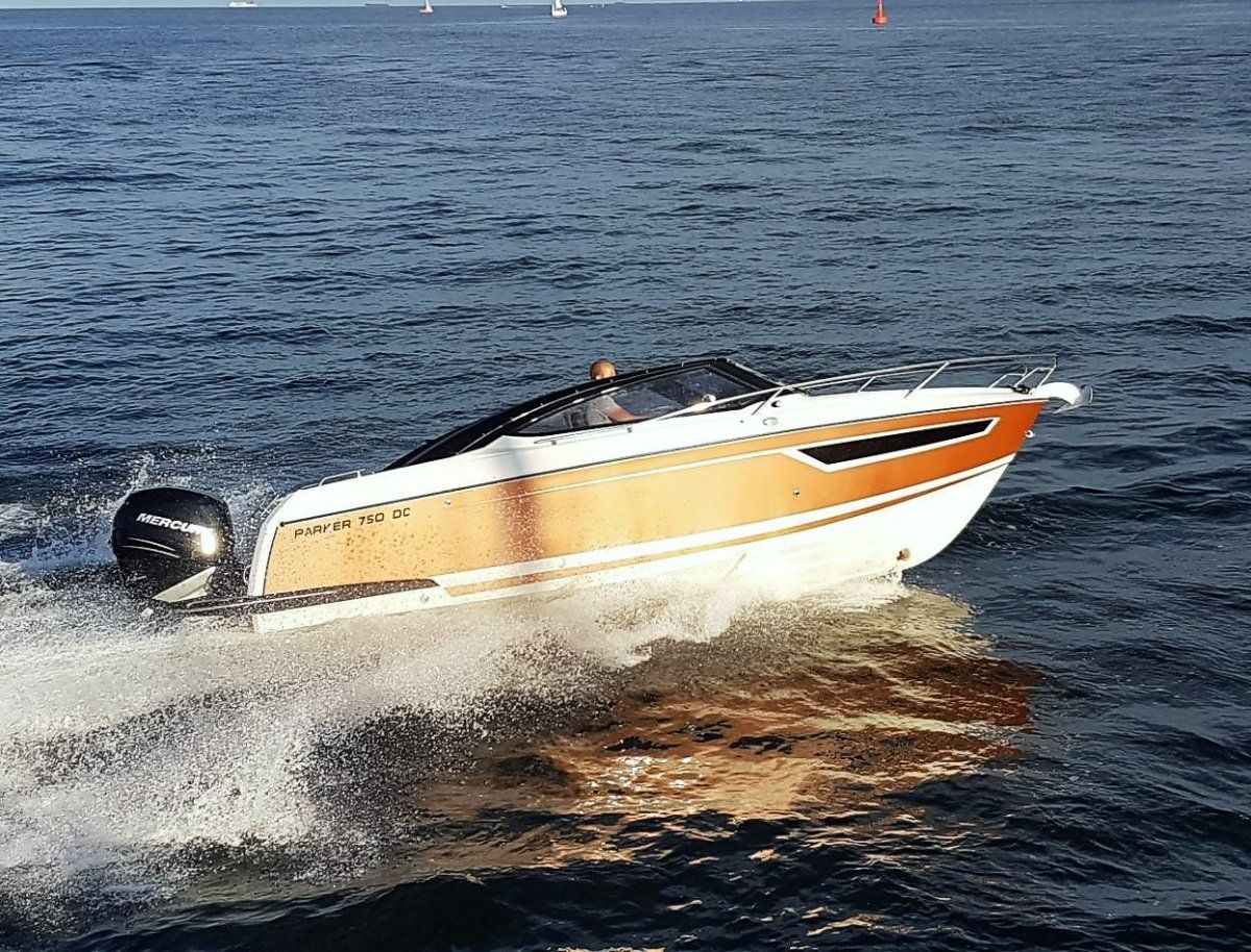 2022 Parker 750 Day Cruiser | Boat Research | Yachthub