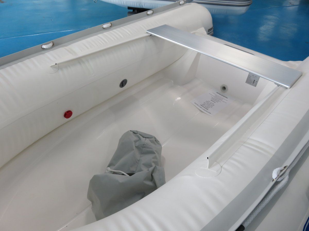 2021 Aristocraft Airoglass | Boat Research | Yachthub