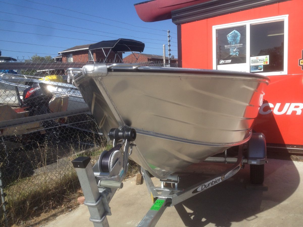 2022 Stessl 380 Daredevil | Boat Research | Boats Online