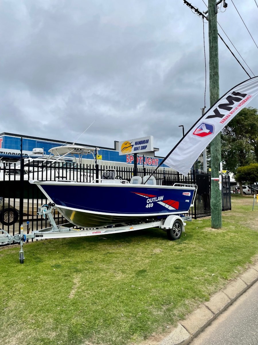 2022 Stacer 469 Outlaw Side Console | Boat Research | Yachthub