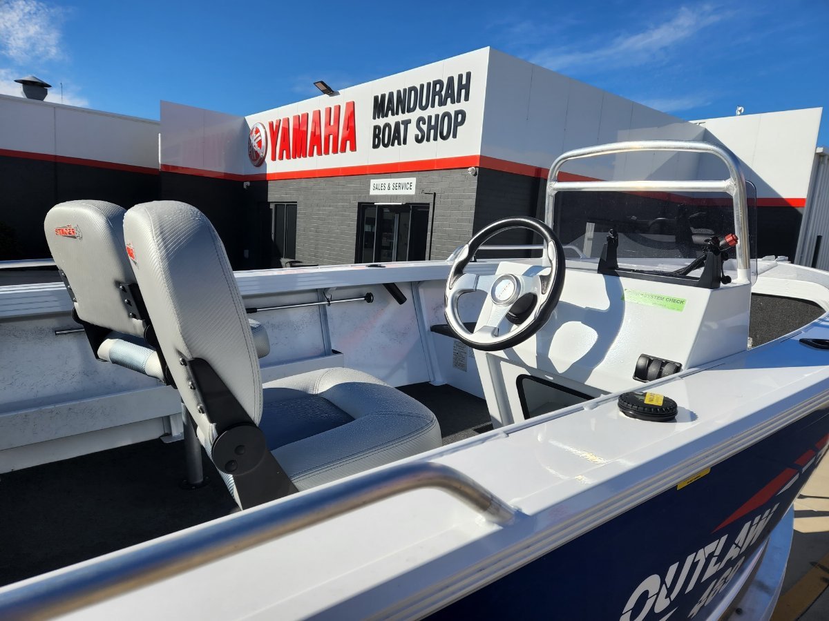 2022 Stacer 469 Outlaw Side Console | Boat Research | BoatsOnline