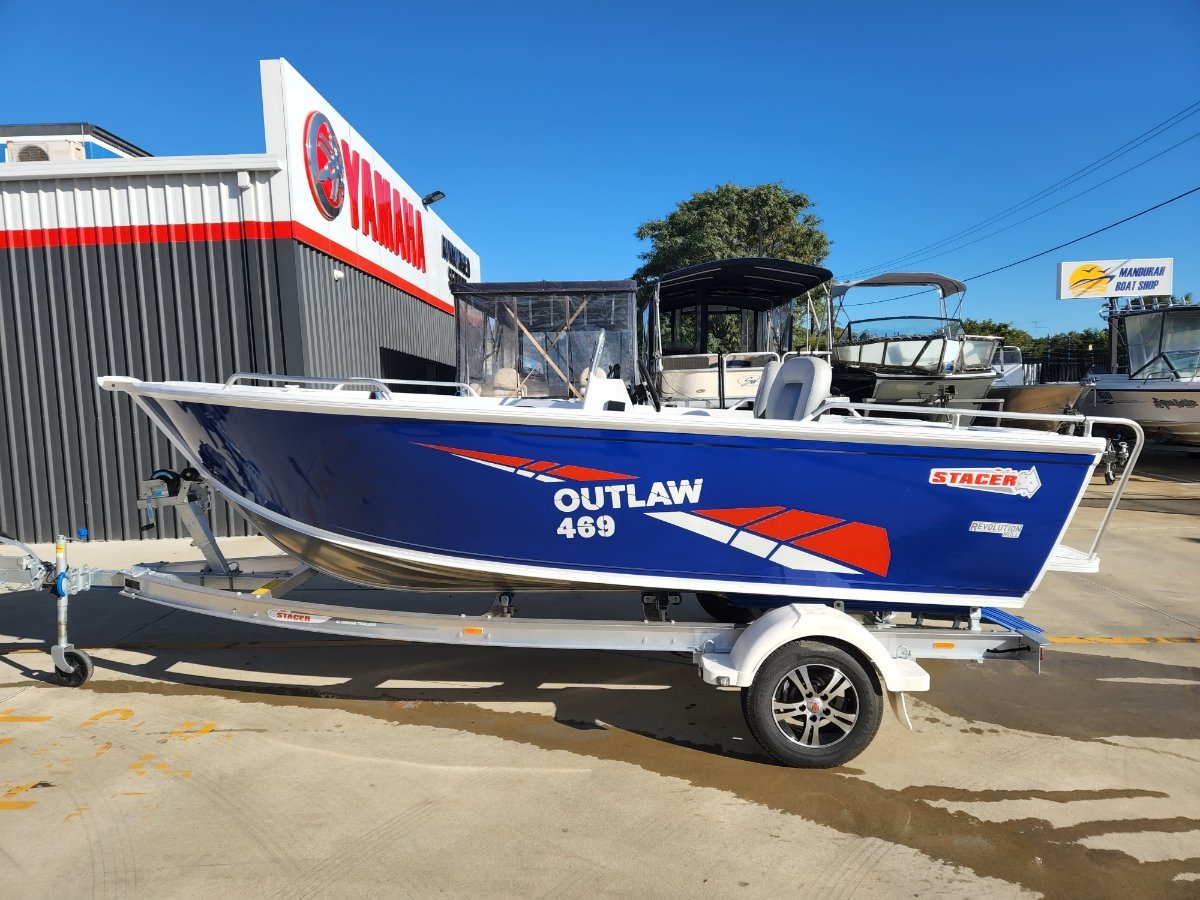 2022 Stacer 469 Outlaw Side Console | Boat Research | BoatsOnline