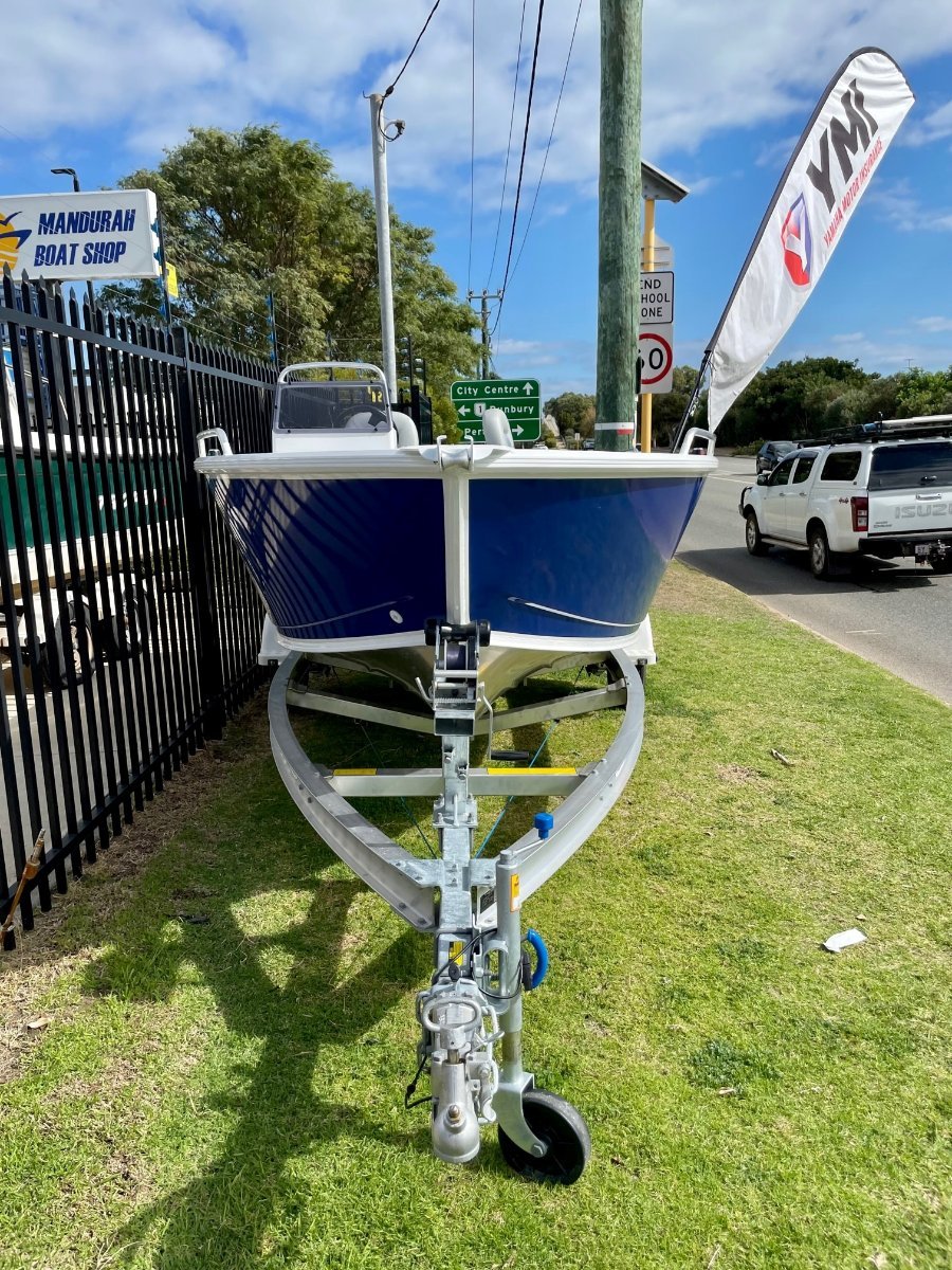 2022 Stacer 469 Outlaw Side Console | Boat Research | BoatsOnline