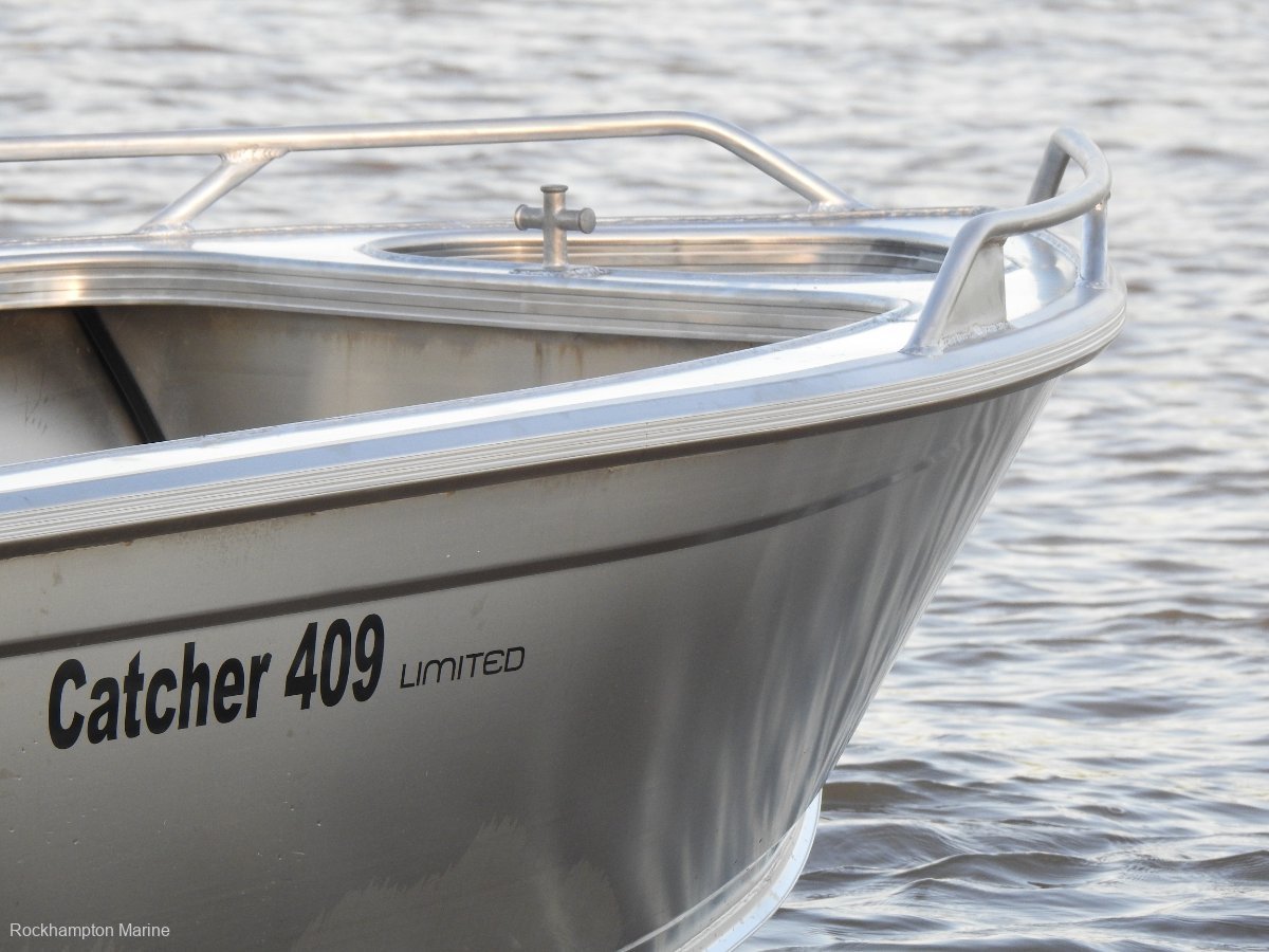 2022 Stessco Catcher 409 Ltd | Boat Research | BoatsOnline