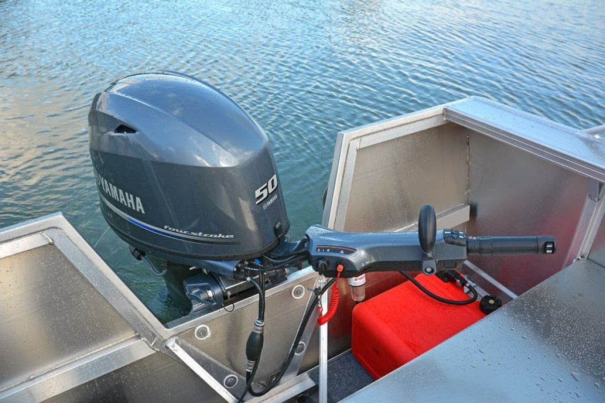 2022 Stessco Catcher 449 | Boat Research | Boats Online