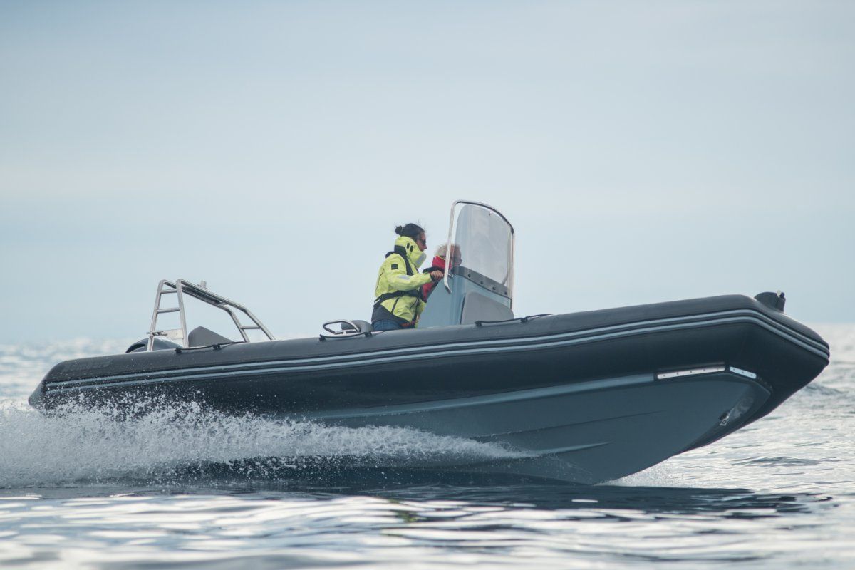 2022 Zodiac Bombard Explorer 700 | Boat Research | Yachthub