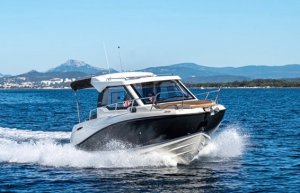 2022 Arvor 675 Weekender | Boat Research | Yachthub