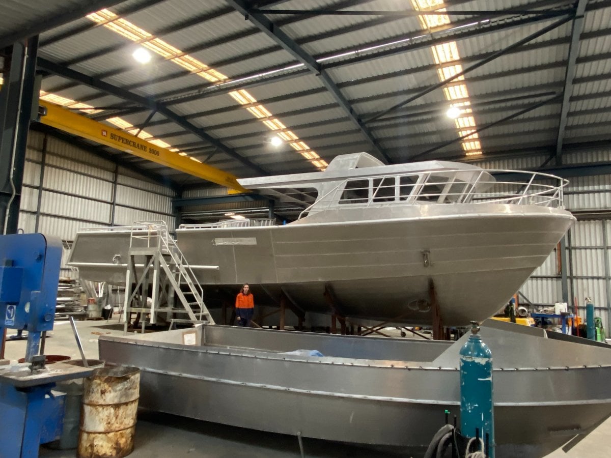 2022 Saltwater Commercial Boats 16.6 Cray Boat | Boat Research | Boats ...