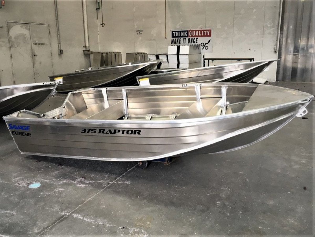 2022 Savage 375 Raptor Extreme | Boat Research | Yachthub