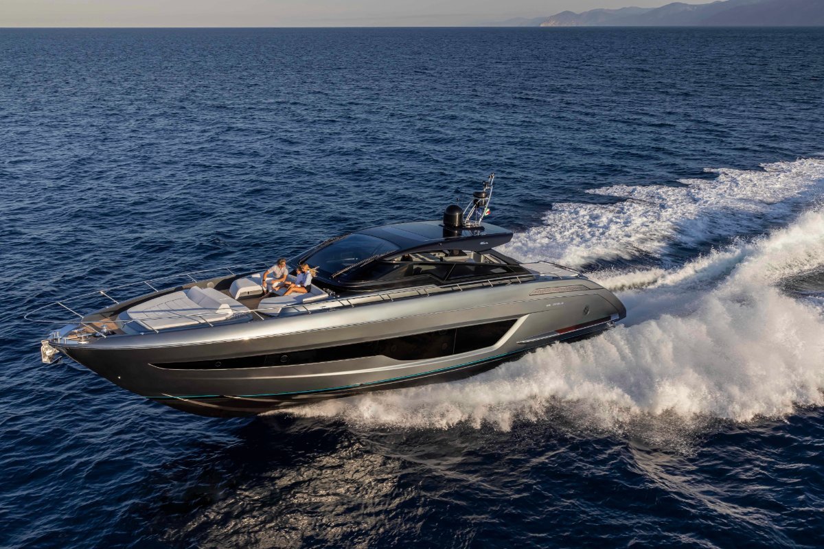 2023 Riva 68 Diable | Boat Research | Boats Online