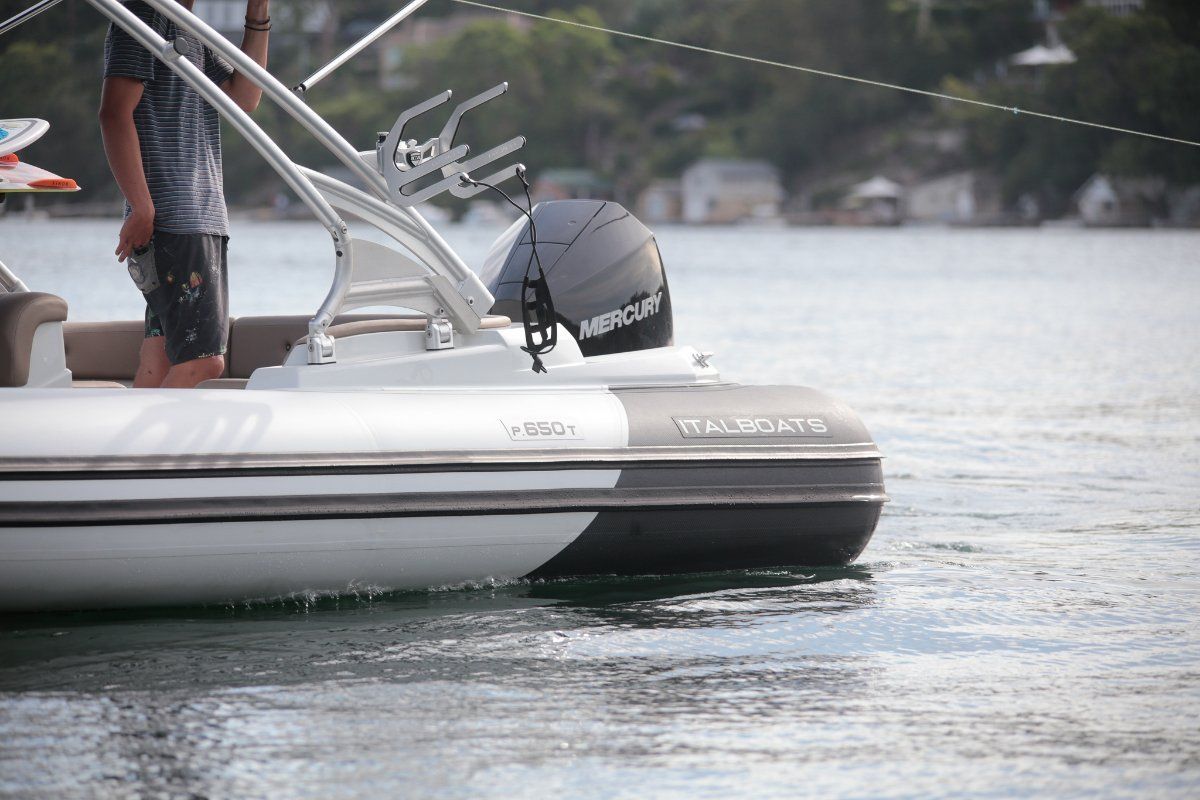 2022 Italboats Predator 650 Touring | Boat Research | Boats Online