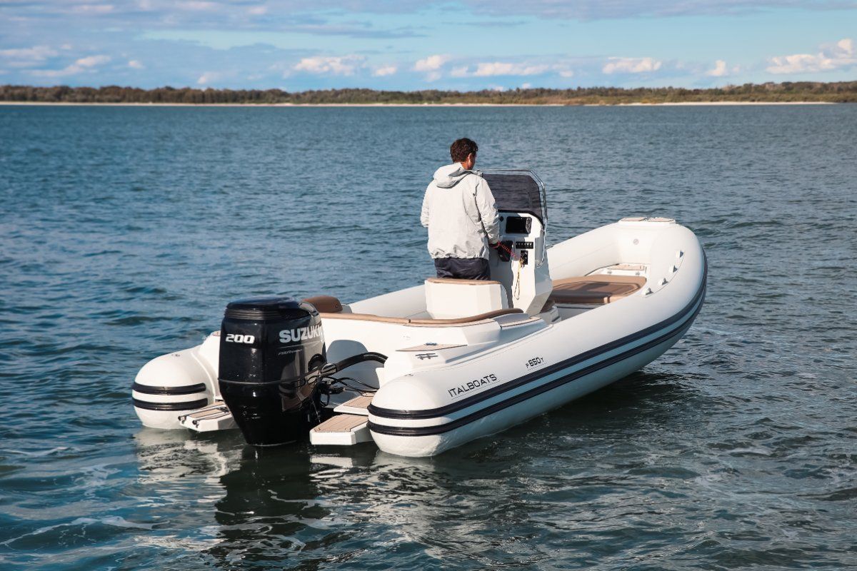 2022 Italboats Predator 650 Touring | Boat Research | Boats Online