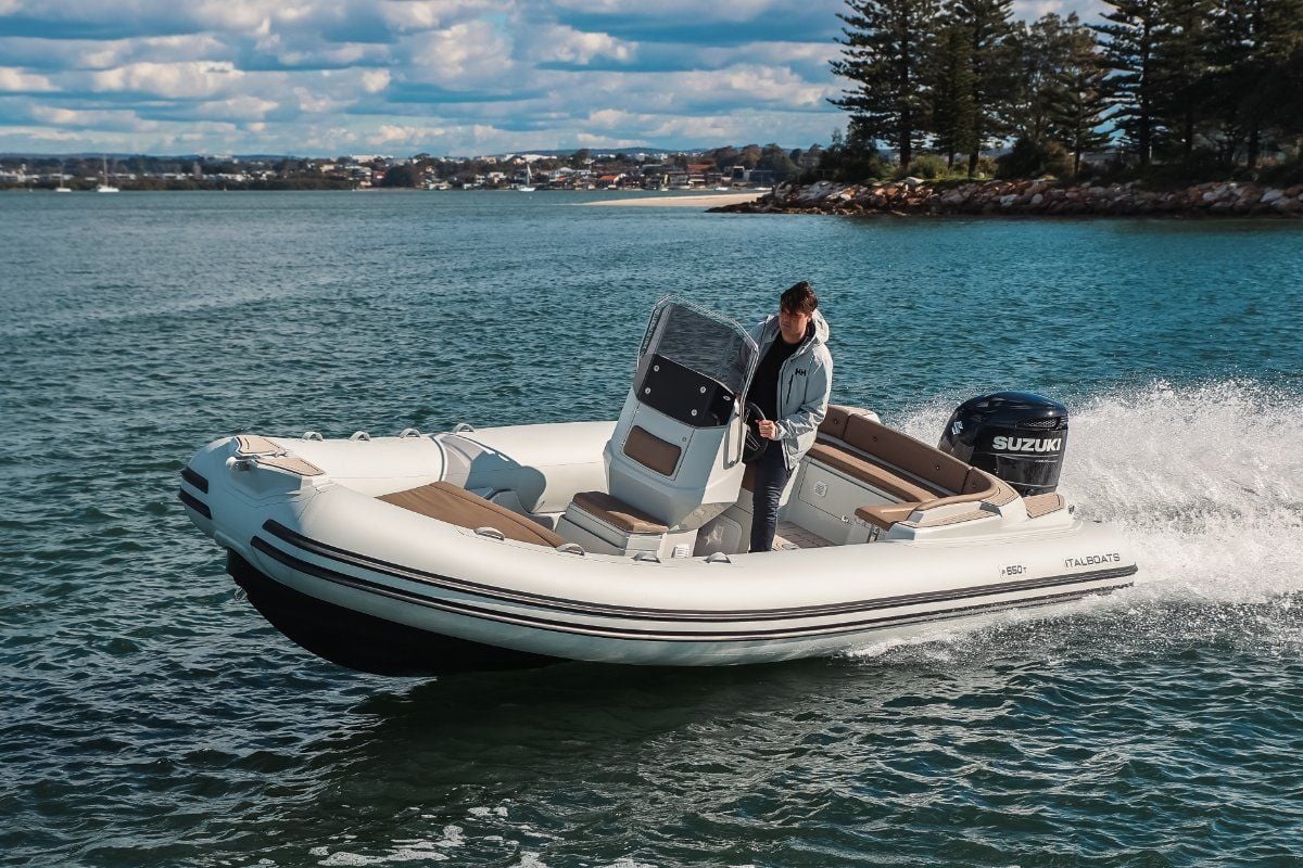 2022 Italboats Predator 650 Touring | Boat Research | Yachthub