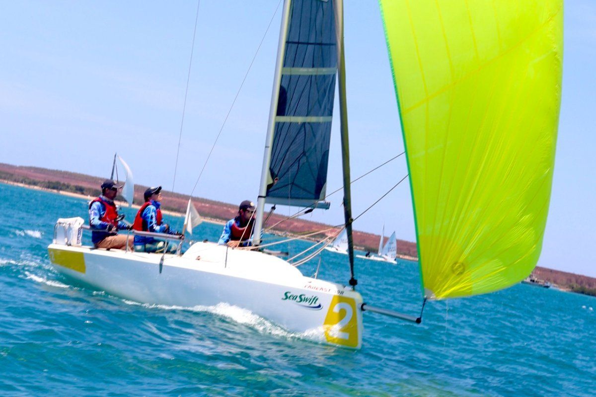2022 Fareast 19r | Boat Research | BoatsOnline