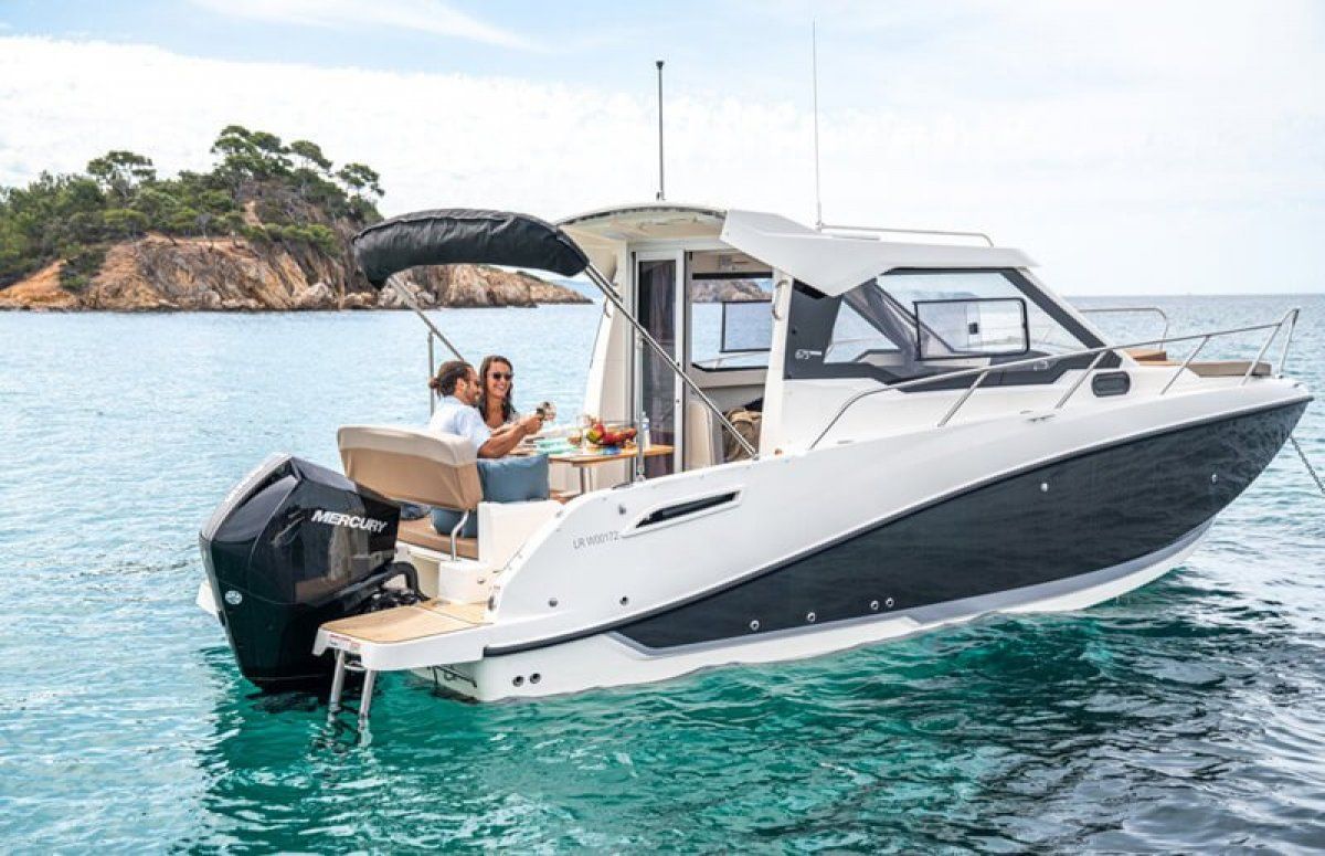 2023 Arvor 675 Weekender | Boat Research | Yachthub